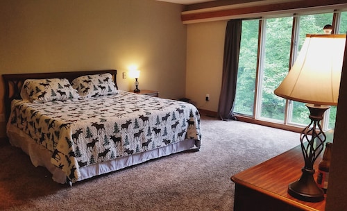 The Stone House - Bryson City, NC