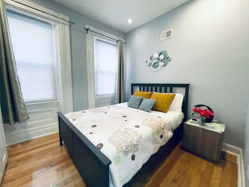 Downtown City Hall Near Rittenhouse Square 1 Bd - Philadelphia, PA