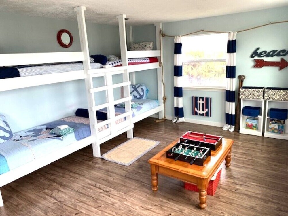 Book Spring & Summer Now! 10% off. Luxury for Less!!! Hot Tub, Close to ...