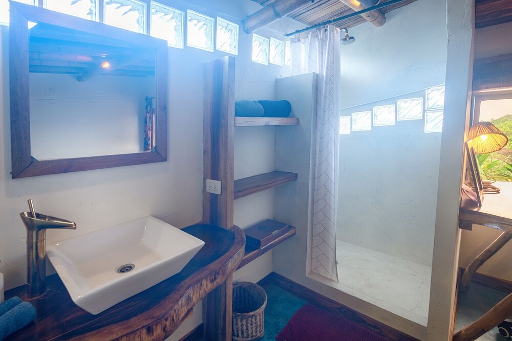 Mango House Ayampe - Ayampe | Vrbo