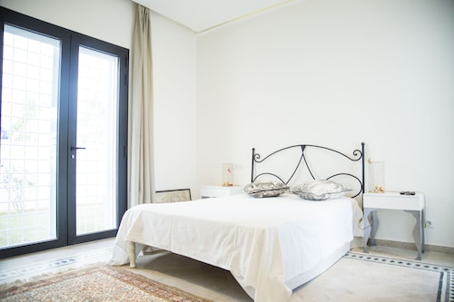 Les Verrières De Gammarth: Villa Moderne +Piscine - Sidi Bou Saïd
