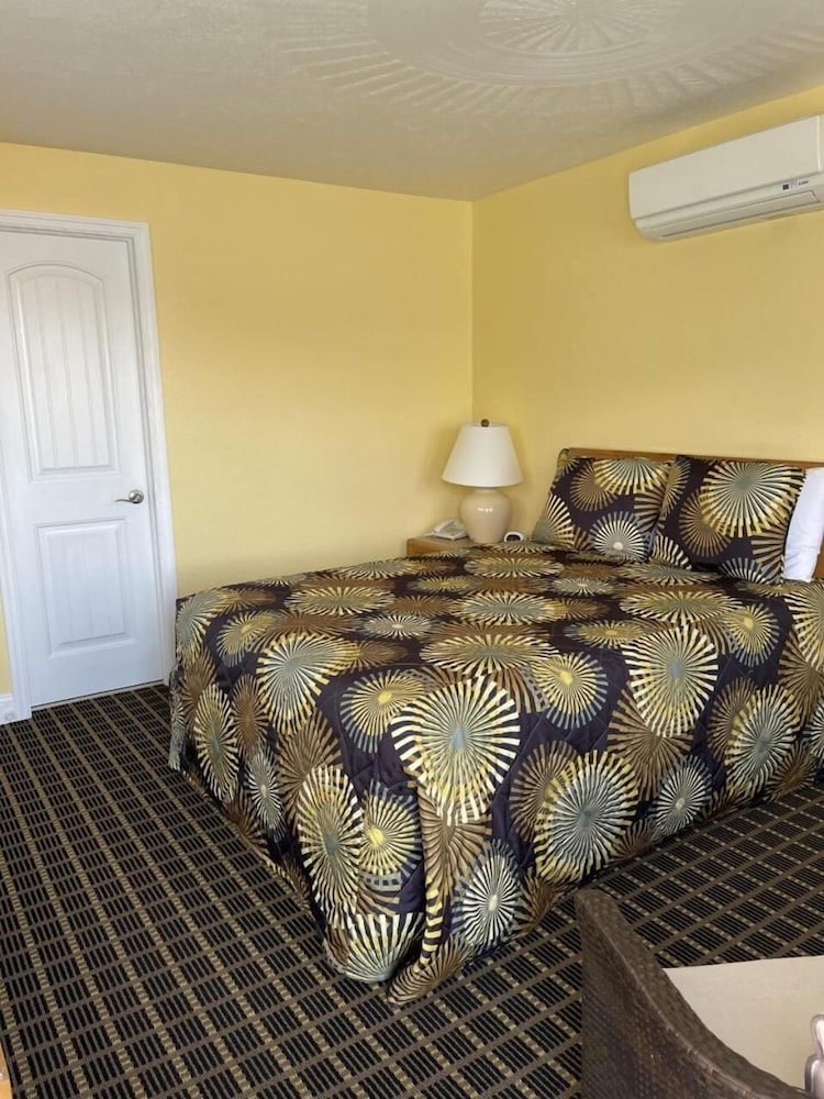 Lake Front Hotel in Cooperstown | Best Rates & Deals on Orbitz