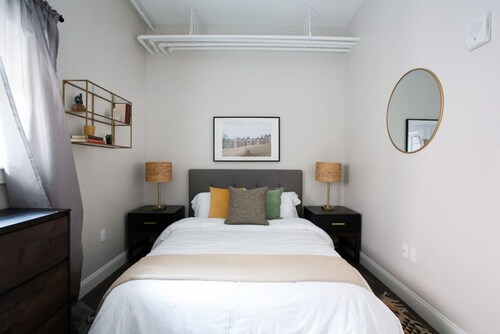 Luxury Furnished Loft Near Park Street Station - Boston, MA