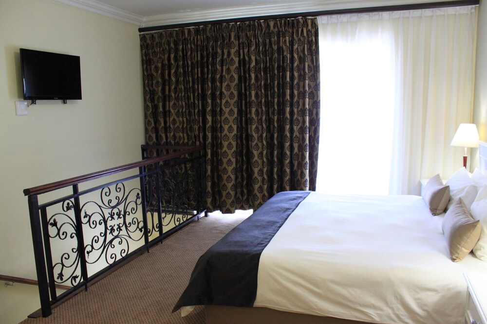 The New Tulbagh Hotel in Cape Town | Best Rates & Deals on Orbitz