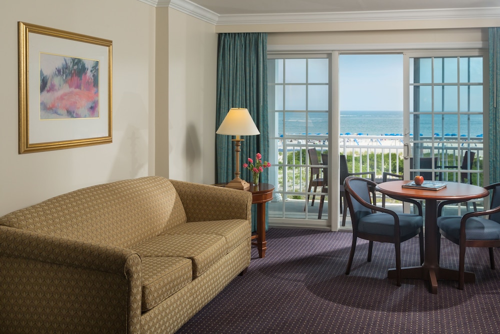 La Mer Beachfront Resort in Cape May | Best Rates & Deals on Orbitz