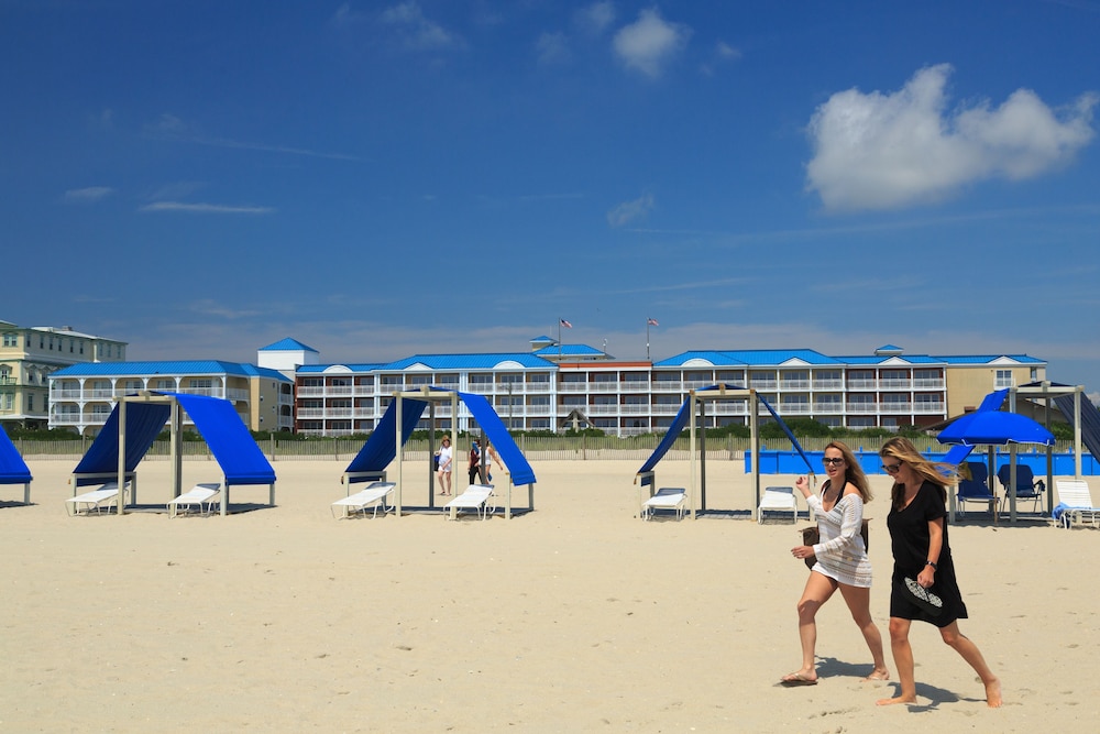 La Mer Beachfront Resort in Cape May | Best Rates & Deals on Orbitz