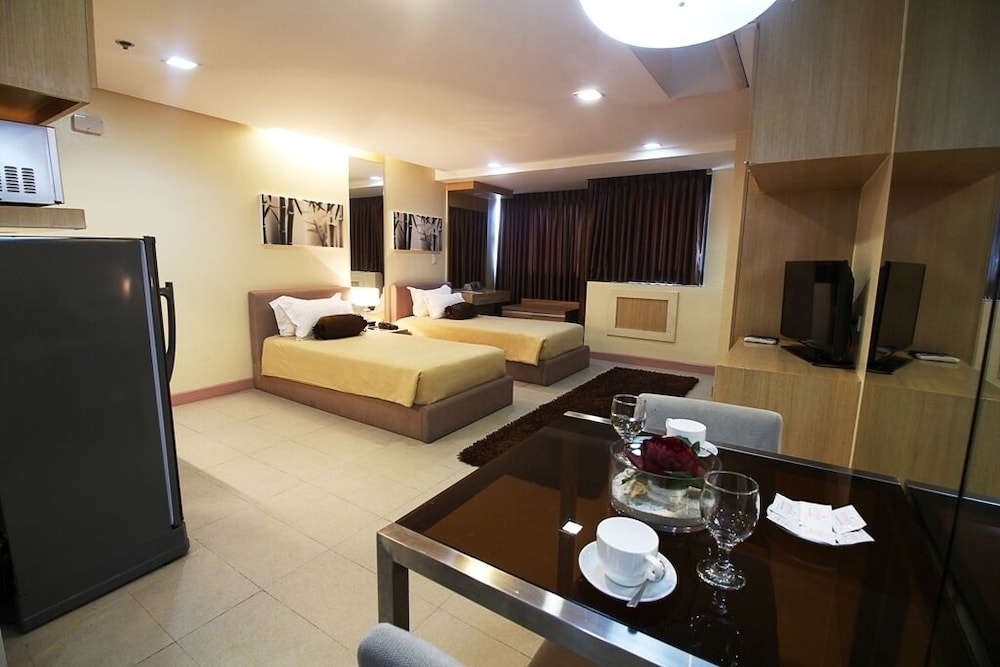 BSA Twin Towers Ortigas in Manila | Best Rates & Deals on Orbitz