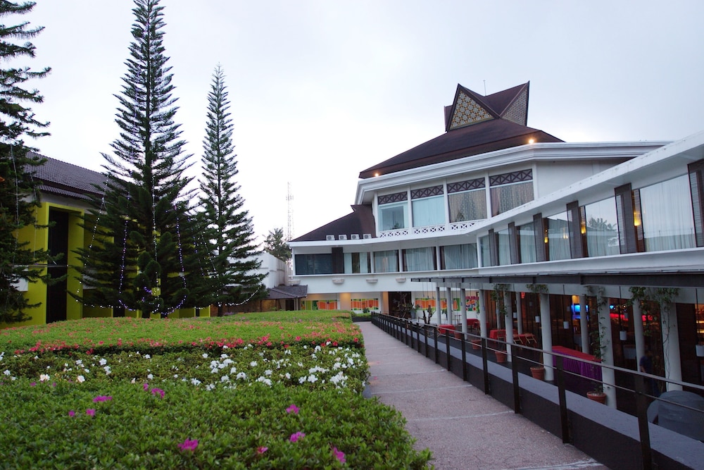 Mikie Holiday Resort & Hotel in Berastagi | Best Rates & Deals on Orbitz