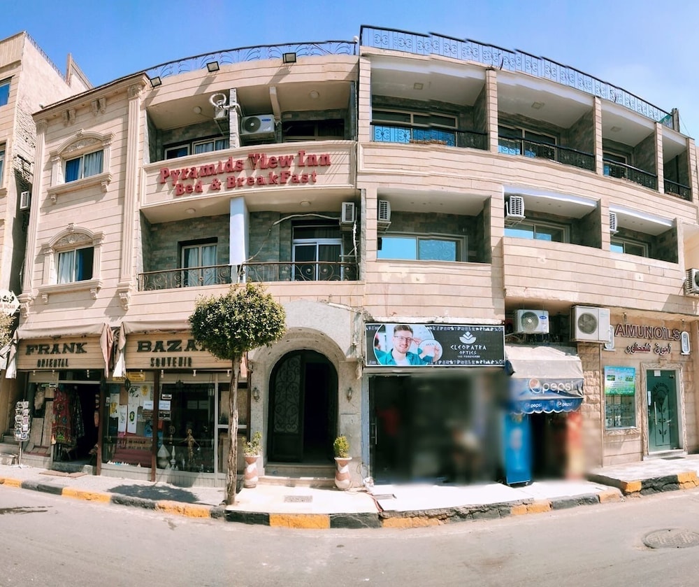 Pyramids View inn Bed & Breakfast, Cairo: $25 Room Prices & Reviews ...