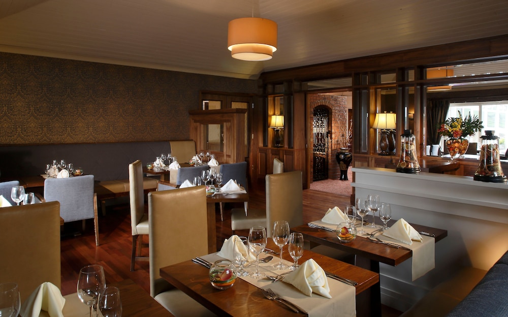 Dingle Skellig Hotel & Peninsula Spa in Dingle | Best Rates & Deals on ...