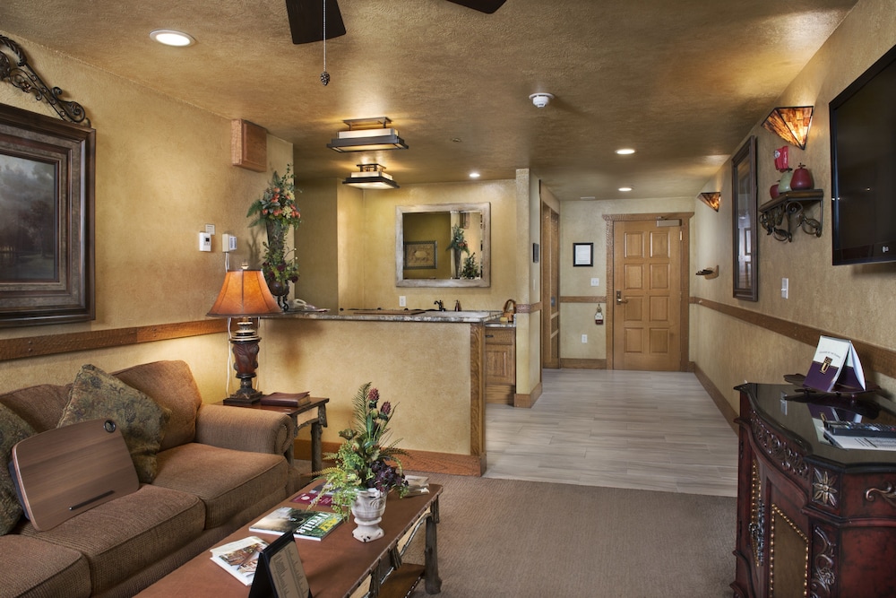 The Keeter Center at College of the Ozarks: 2019 Room Prices $219 ...