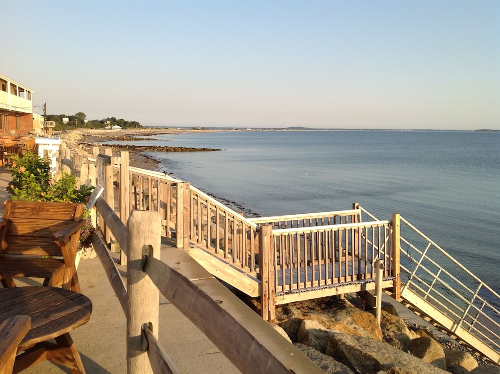 Pilgrim Sands on Long Beach in Plymouth | Hotel Rates & Reviews on Orbitz