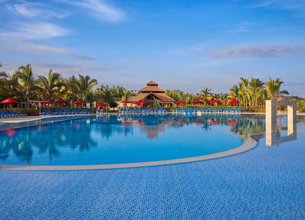 Royal Decameron Punta Sal in Canoas de Punta Sal | Best Rates & Deals ...