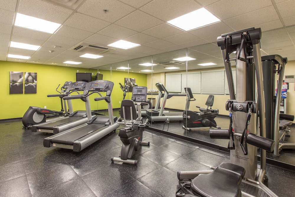 Country Inn & Suites by Radisson, Buffalo South I-90, NY in Buffalo ...