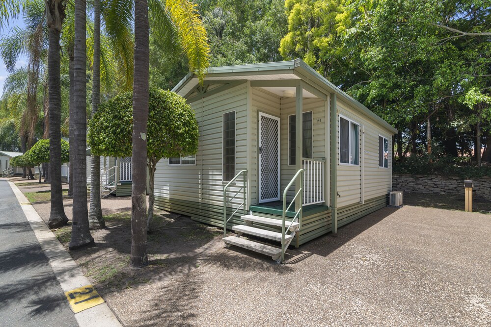 Ashmore Palms Holiday Village in Gold Coast | Best Rates & Deals on Orbitz