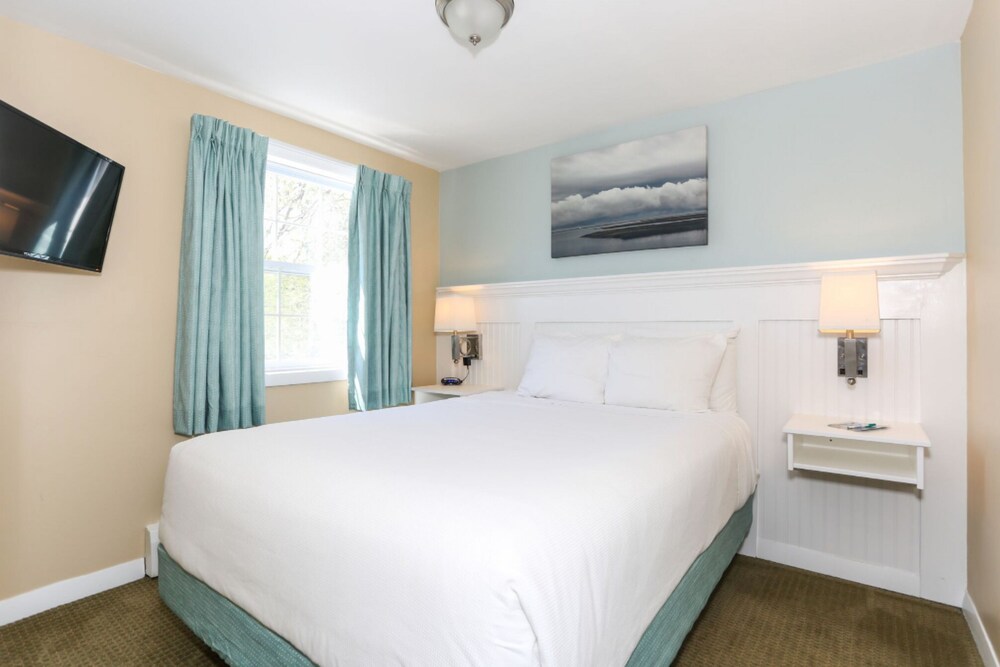 Cape Colony Inn, Provincetown: $79 Room Prices & Reviews | Travelocity