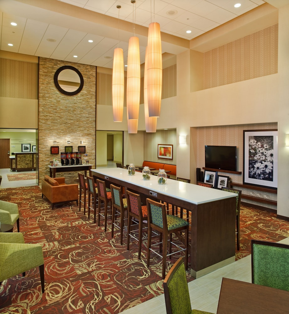 Hampton Inn & Suites Pittsburgh/Waterfront-West Homestead, Pittsburgh ...