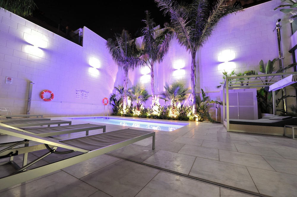 Hotel Indigo Barcelona - Plaza Catalunya, an IHG Hotel in Barcelona ...
