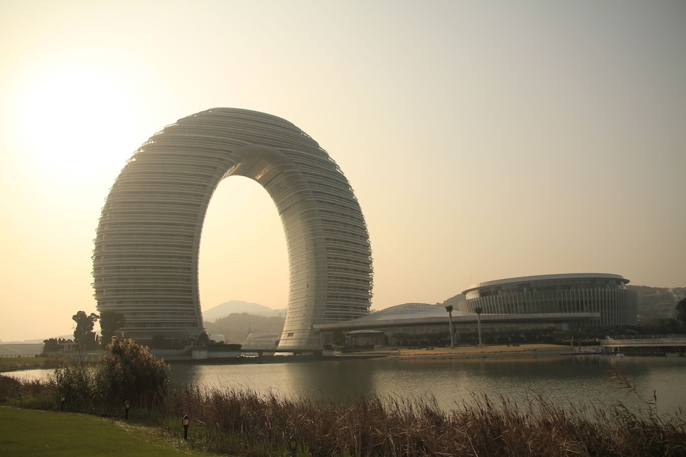 Sheraton Huzhou Taihu Lake Hot Spring Resort & Spa in Huzhou | Best ...