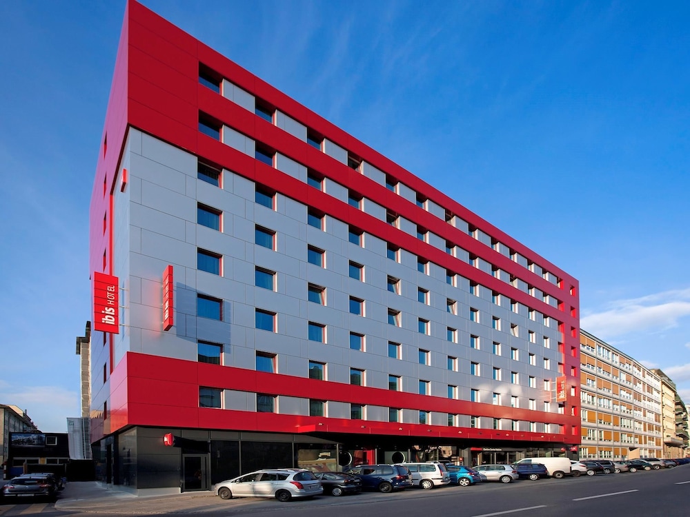 IBIS GENEVE CENTRE NATIONS - Geneva Rue De Grand Pre 33 35 1201