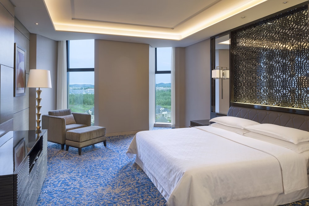 Sheraton Changchun Jingyuetan Hotel: AU$105 Deals & Reviews (Changchun ...