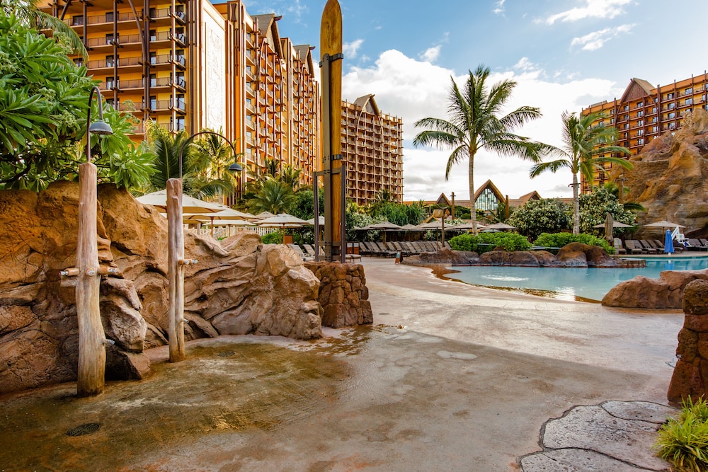 Aulani, Disney Vacation Club Villas in Kapolei | Best Rates & Deals on ...