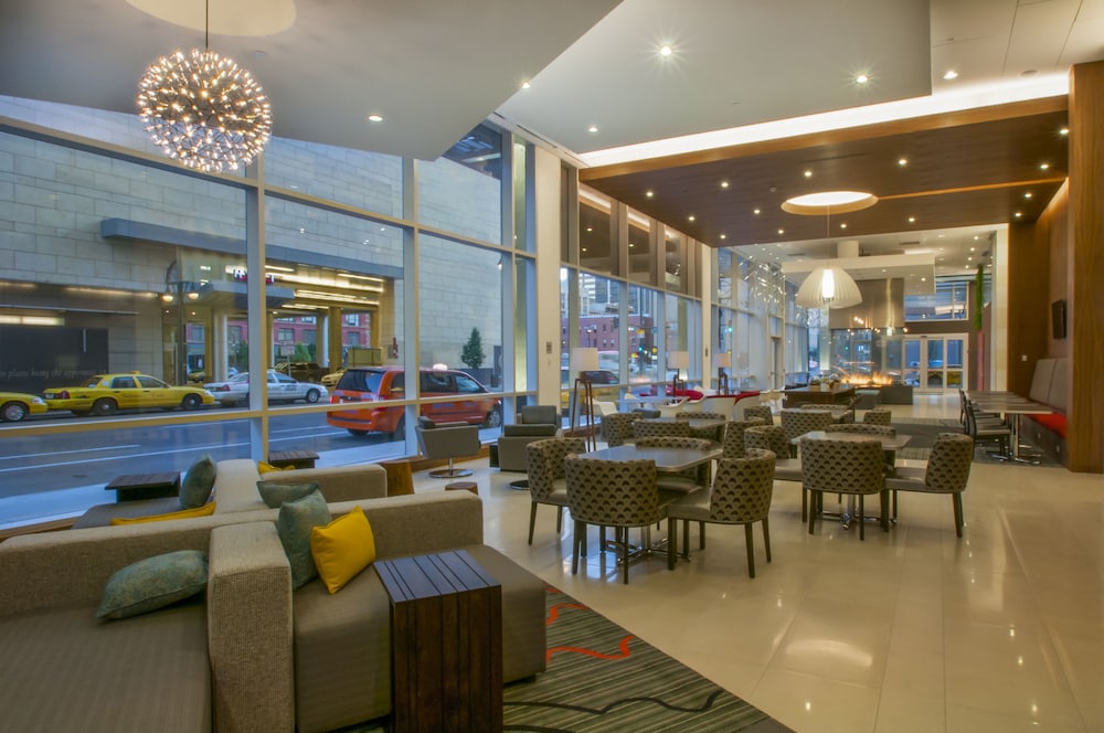 Hampton Inn & Suites Denver Downtown-Convention Center: 2019 Room ...