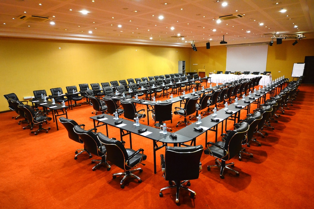 Speke Resort & Conference Centre, Kampala: $124 Room Prices & Reviews ...