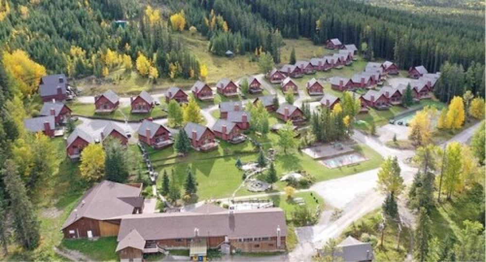 Banff Gate Mountain Resort, Canmore: Room Prices & Reviews | Travelocity