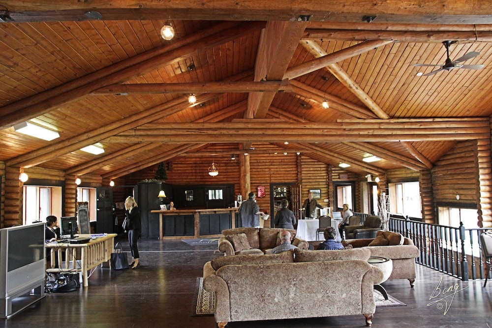 Banff Gate Mountain Resort in Canmore | Best Rates & Deals on Orbitz