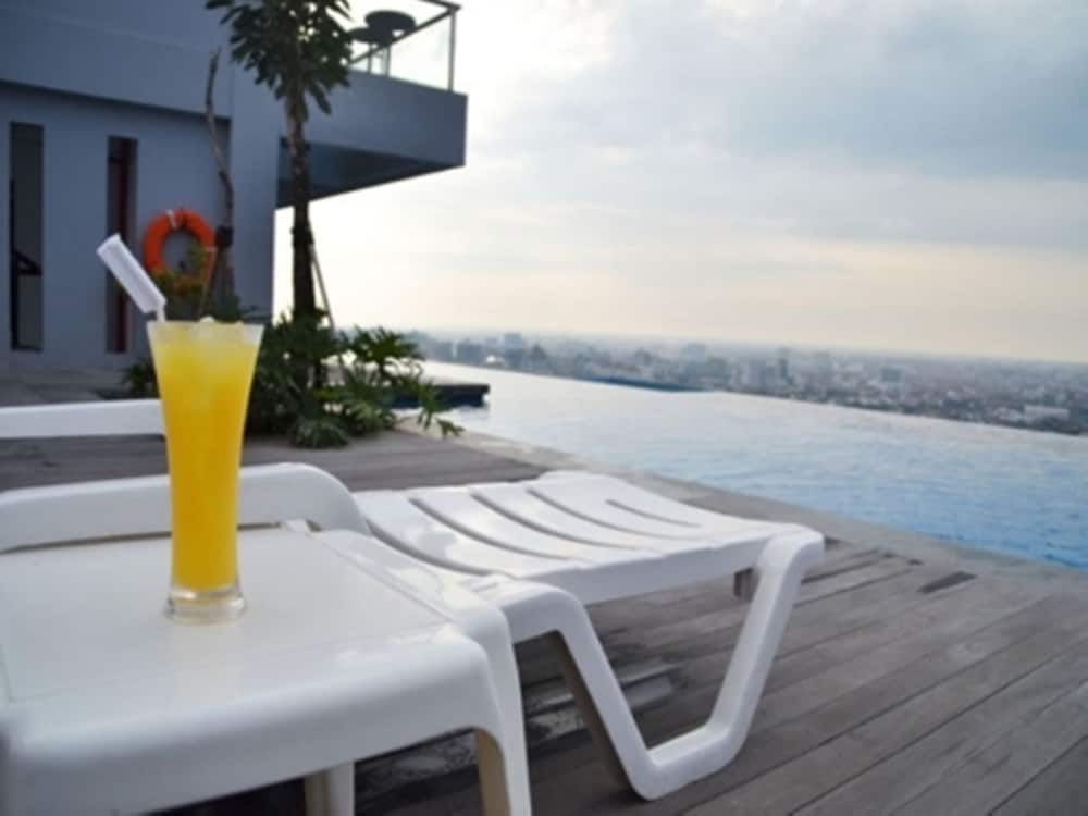 Horison Ultima Semarang in Semarang | Best Rates & Deals on Orbitz
