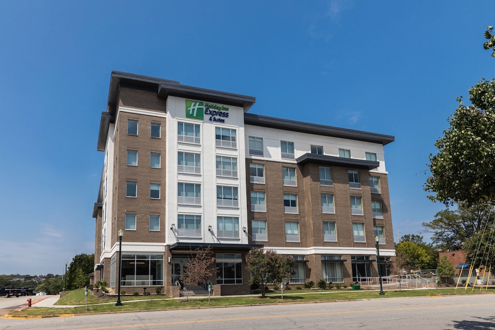 Holiday Inn Express & Suites Columbia Downtown - The Vista, an IHG ...