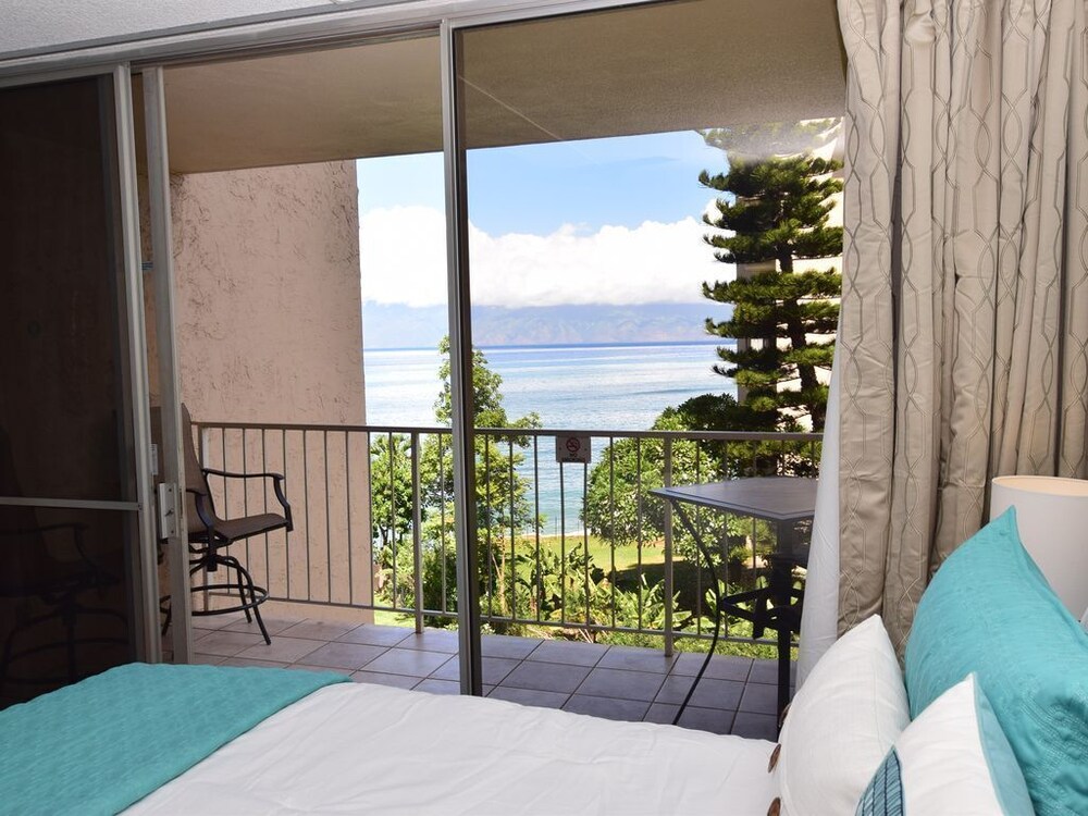 Dlx Oceanview Maui Studio...Updated. Royal Kahana. AC Sleeps 4 ...