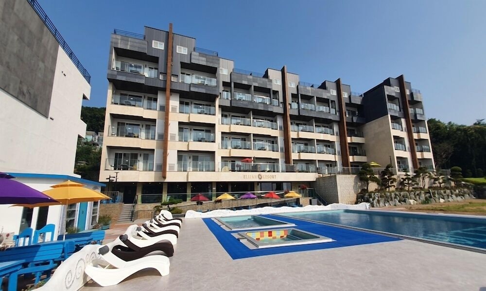 Elijah Resort Reviews, Deals & Photos 2025 - Vrbo