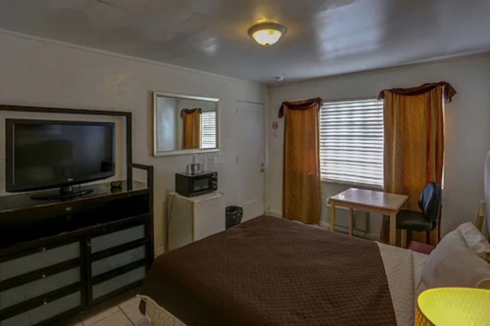 Richard's Hotel in Fort Lauderdale | Best Rates & Deals on Orbitz