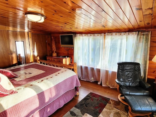 Waterfront,hot Tub,private Dock,freshly Renovated - Bridgton, ME