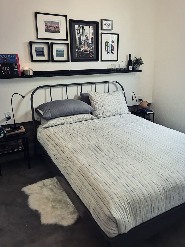 Brand New Designer Row Home 3BR - Oakland | Vrbo