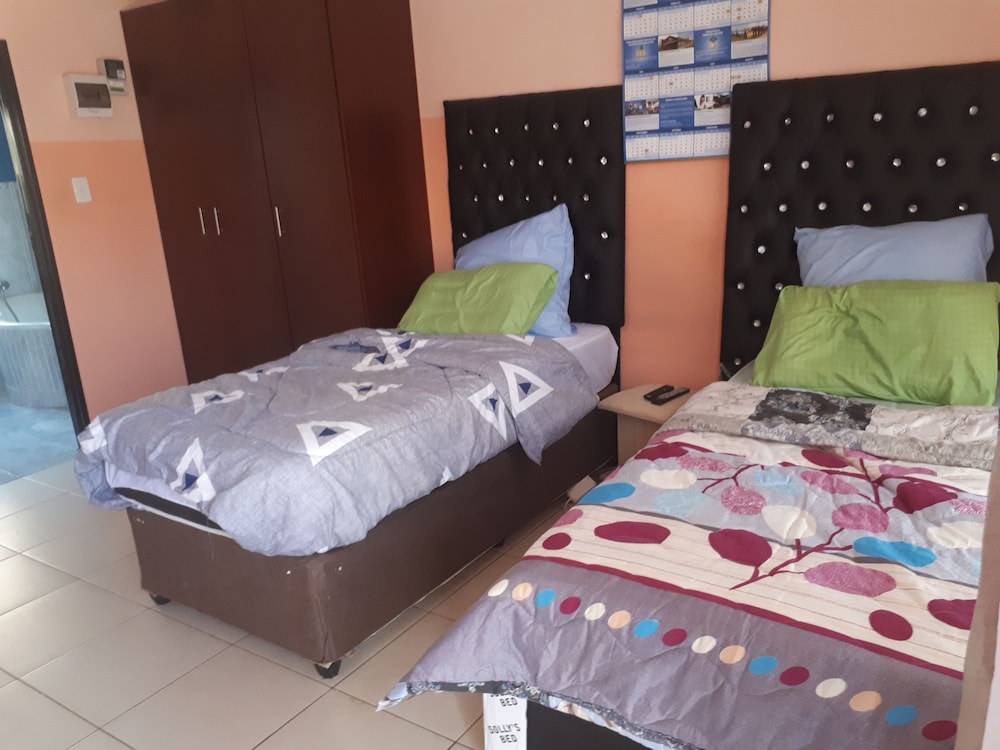 C- Land Guest house Meyerton: AU$21 Deals & Reviews (Johannesburg ...