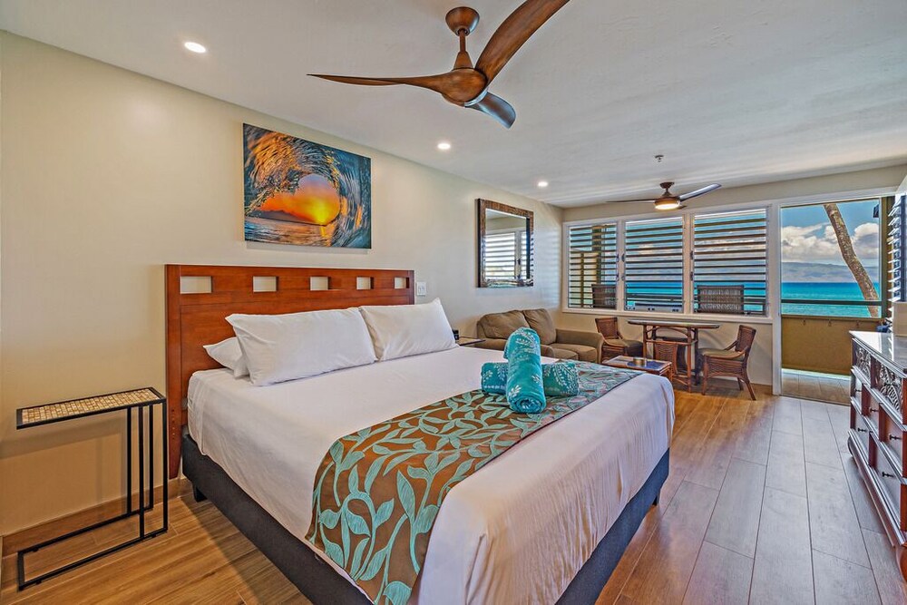 Aloha Condos, Napili Bay Resort, Condo 203, Beachfront - Napili | Vrbo