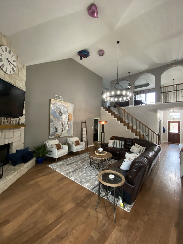 Gated Community -Poolside Paradise with lake view and lots of amenities ...