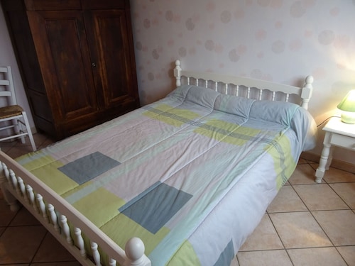Gite Conques-en-rouergue, 2 Bedrooms, 4 Persons - Conques