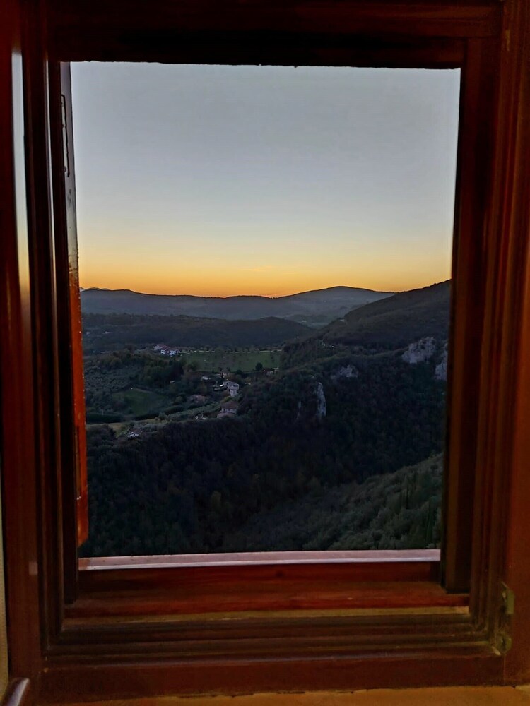 FANTASTIC STUDIO APARTMENT WITH BREATHTAKING VIEWS - Amelia | Vrbo