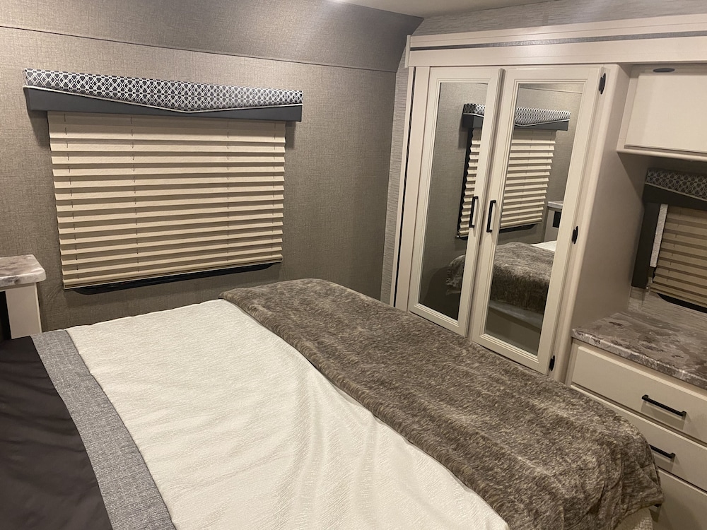 Private home Reviews, Deals & Photos 2026 - Stayz