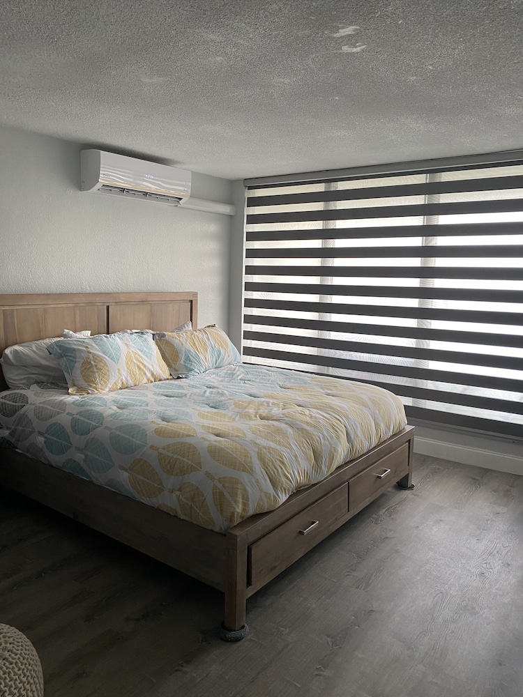 Beautiful Posh Condo Newly Renovated with King Bed - Orange Grove | Vrbo