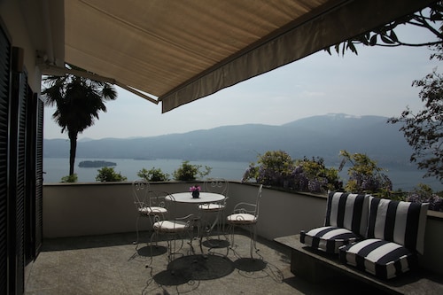 Exceptional Views On Lake Maggiore - Verbania