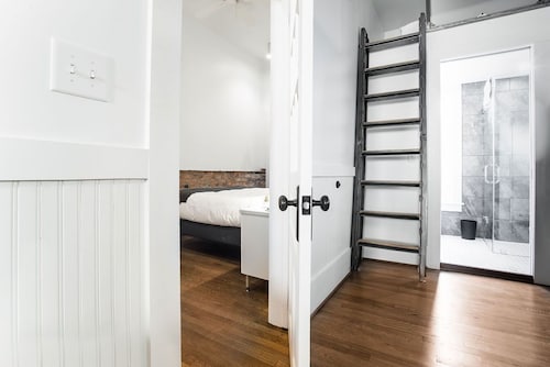 Downtown Asheboro’s First Overnight Lodging! - Asheboro, NC