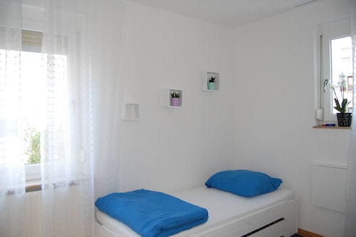 2 - Room Apartment Reutlingen Heinestr Dg - Reutlingen