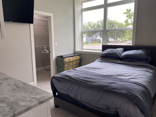 Gorgeous Remodeled Studios! #10 - Sterling, CO