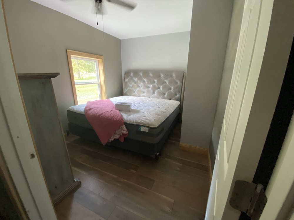 Casita Crappie- downtown Hemphill, Texas - Hemphill | Vrbo