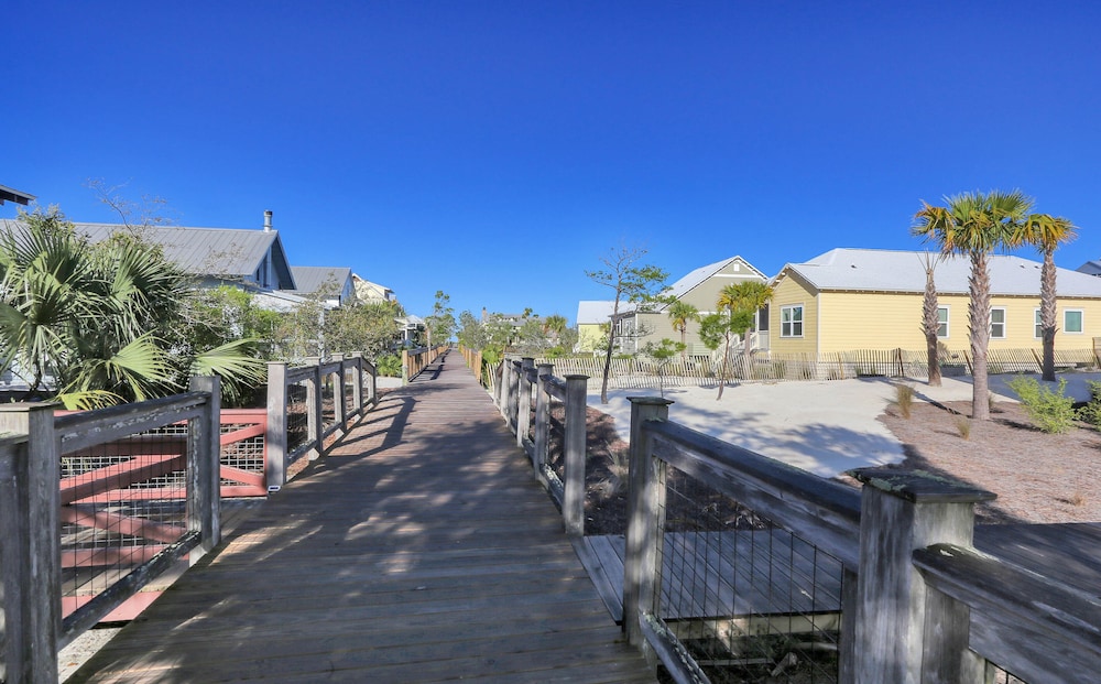WindMark Beach, Community Pool, Playground, Short Walk to Beach ~ The ...